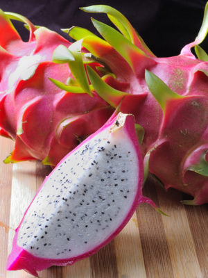 Sweet Dragon Fruit Giant Red Dragon – Sweetcanes.com